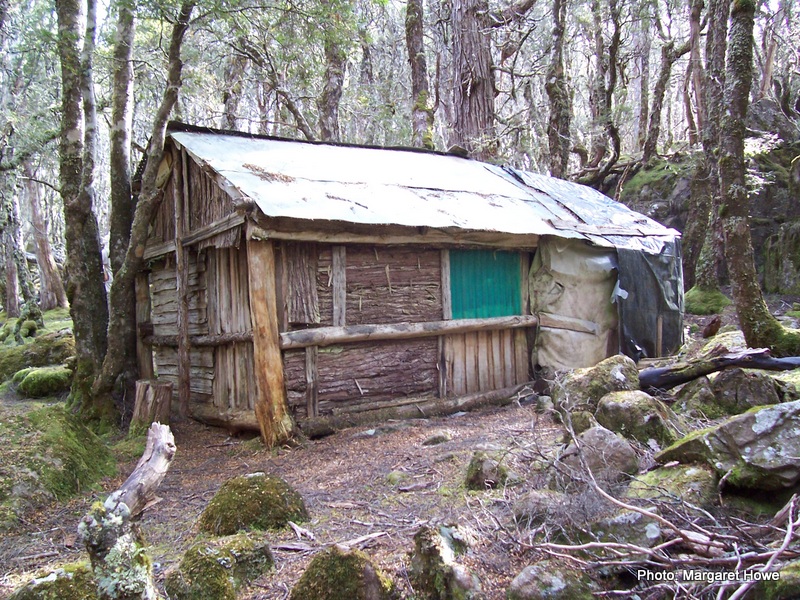 Smurf Hut - Mountain Huts Preservation Society Inc