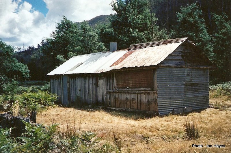 Pine Hut - Mountain Huts Preservation Society Inc