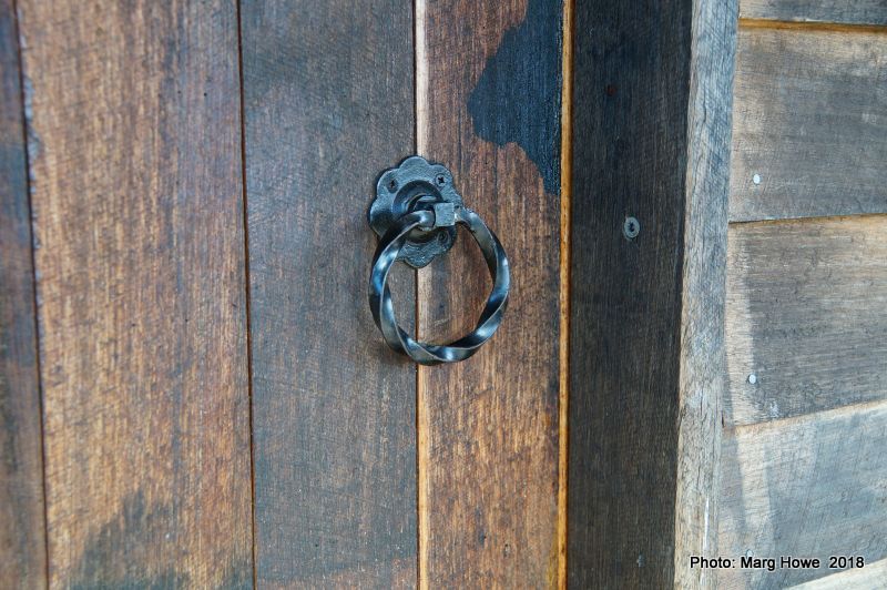 Sandy Lake Hut - Mountain Huts Preservation Society Inc