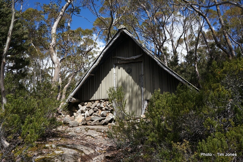 Solitary Mans Hut - Mountain Huts Preservation Society Inc