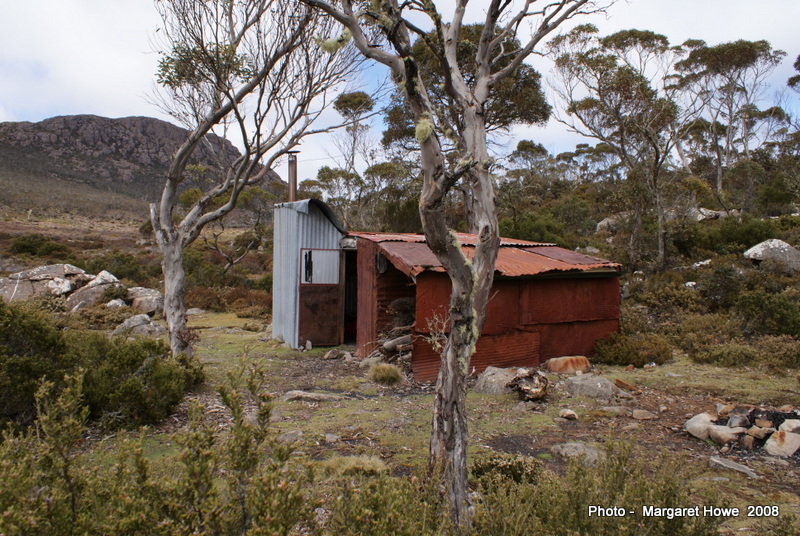 Whiteleys Hut - Mountain Huts Preservation Society Inc